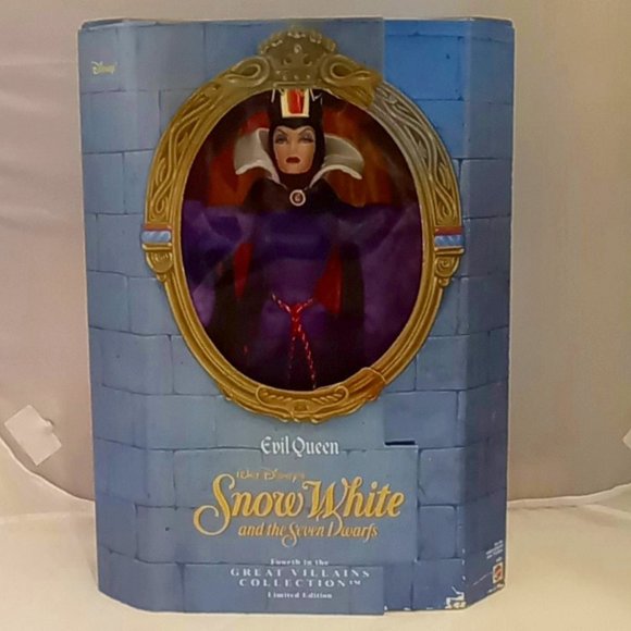Disney | Toys | Disney Le Great Villains Collection Snow Whites Evil ...